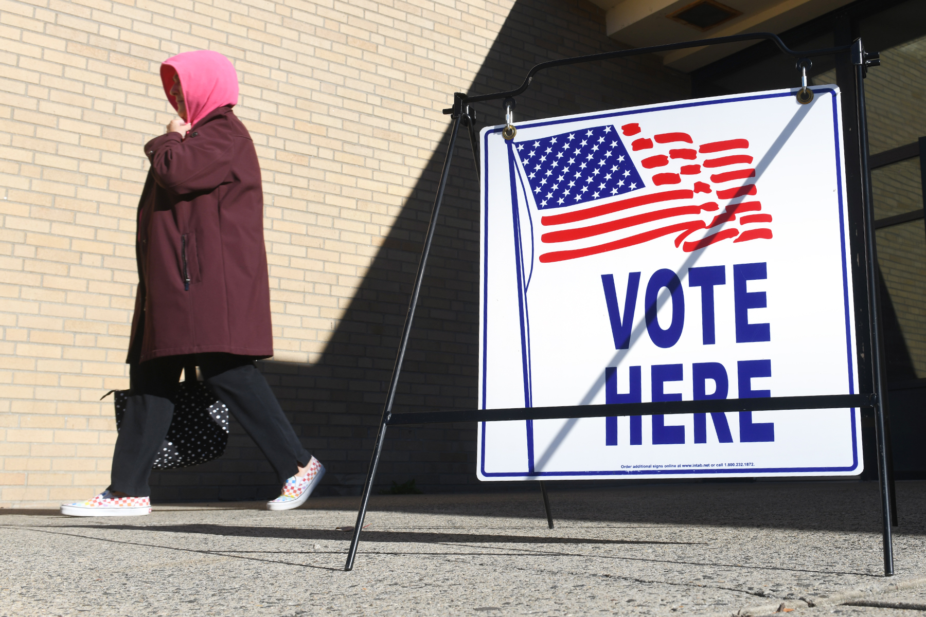 CT lawmakers weigh new voting rules, including online absentee ballots