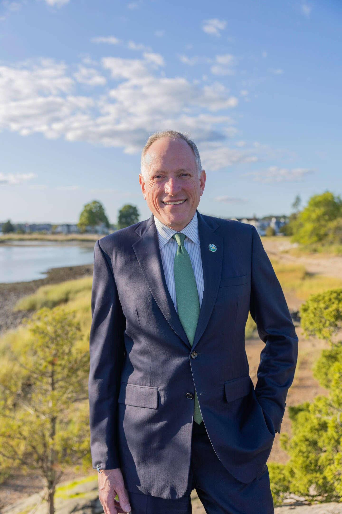 Zagrodzky wins re-election in Darien; three take Board of Ed seats
