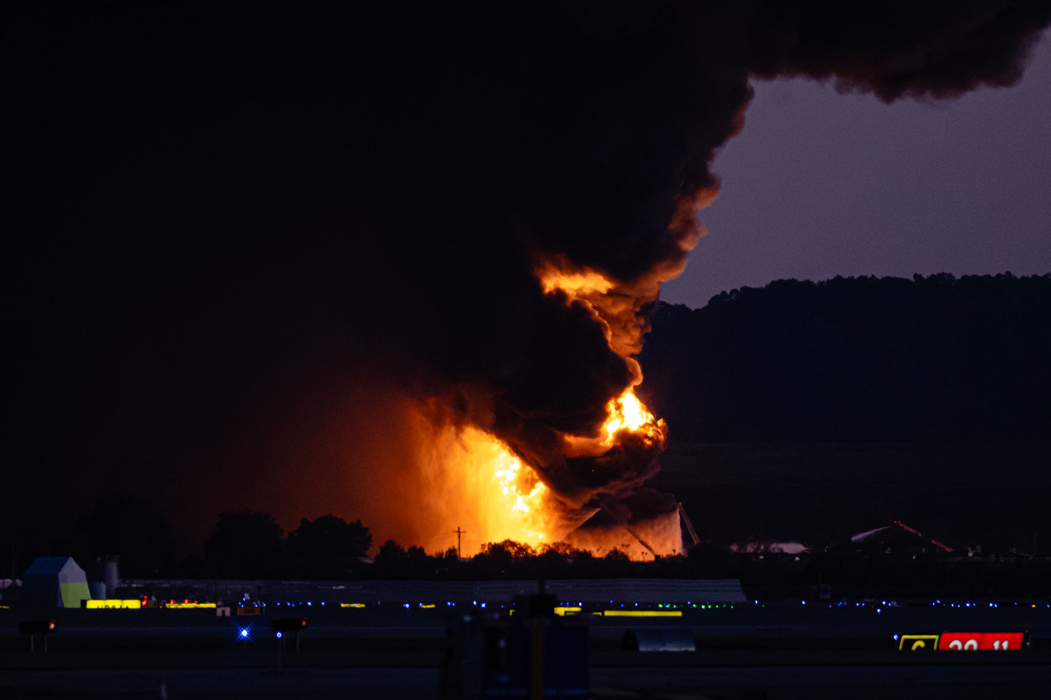 At least 7 dead, 11 injured in UPS plane crash and explosion at ...