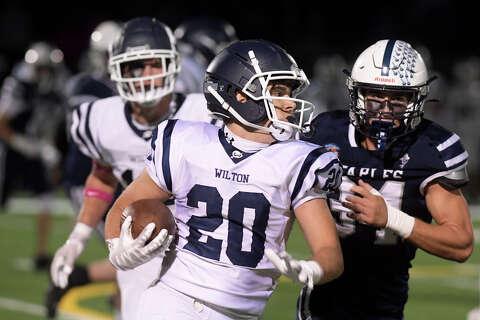 Wilton football gets breakout season from running back Denny Dustin