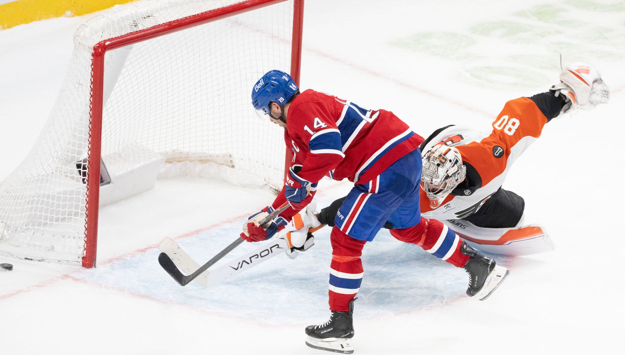 Flyers beat Canadiens 4-3 in shootout after blowing 3-goal lead