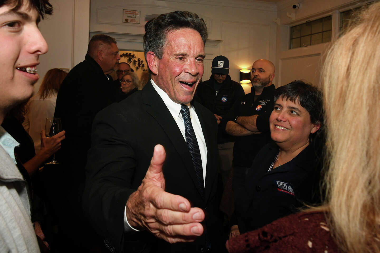 Smith unseats Giannattasio in Milford mayor’s race, unofficial results