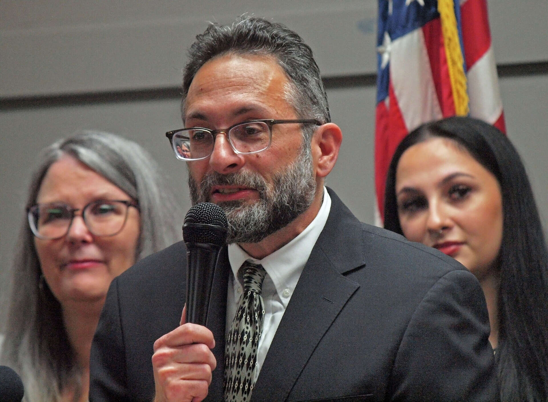 Democrat Adam Sendroff declares victory in Hamden's mayoral race