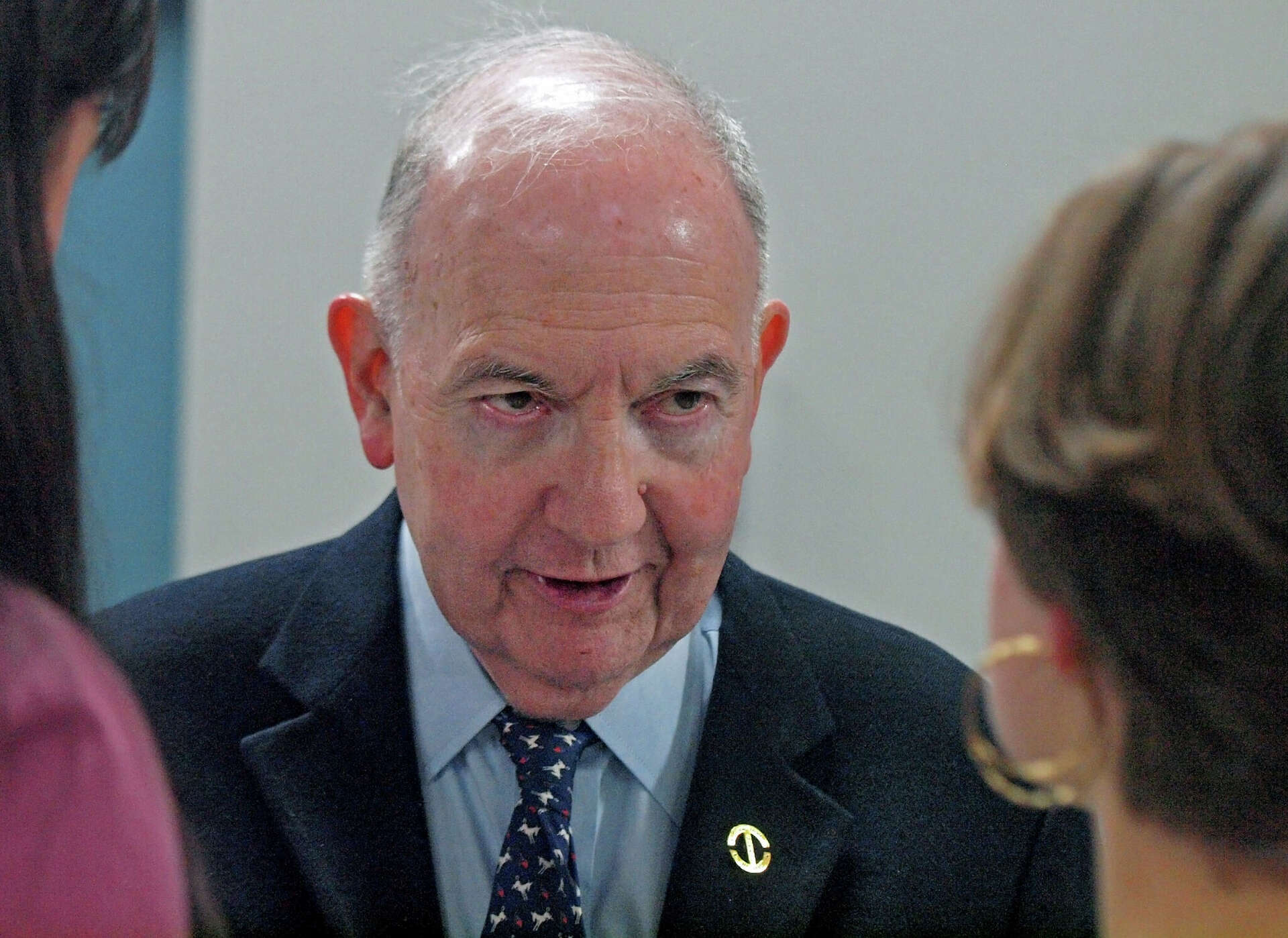 Democrat Adam Sendroff declares victory in Hamden's mayoral race