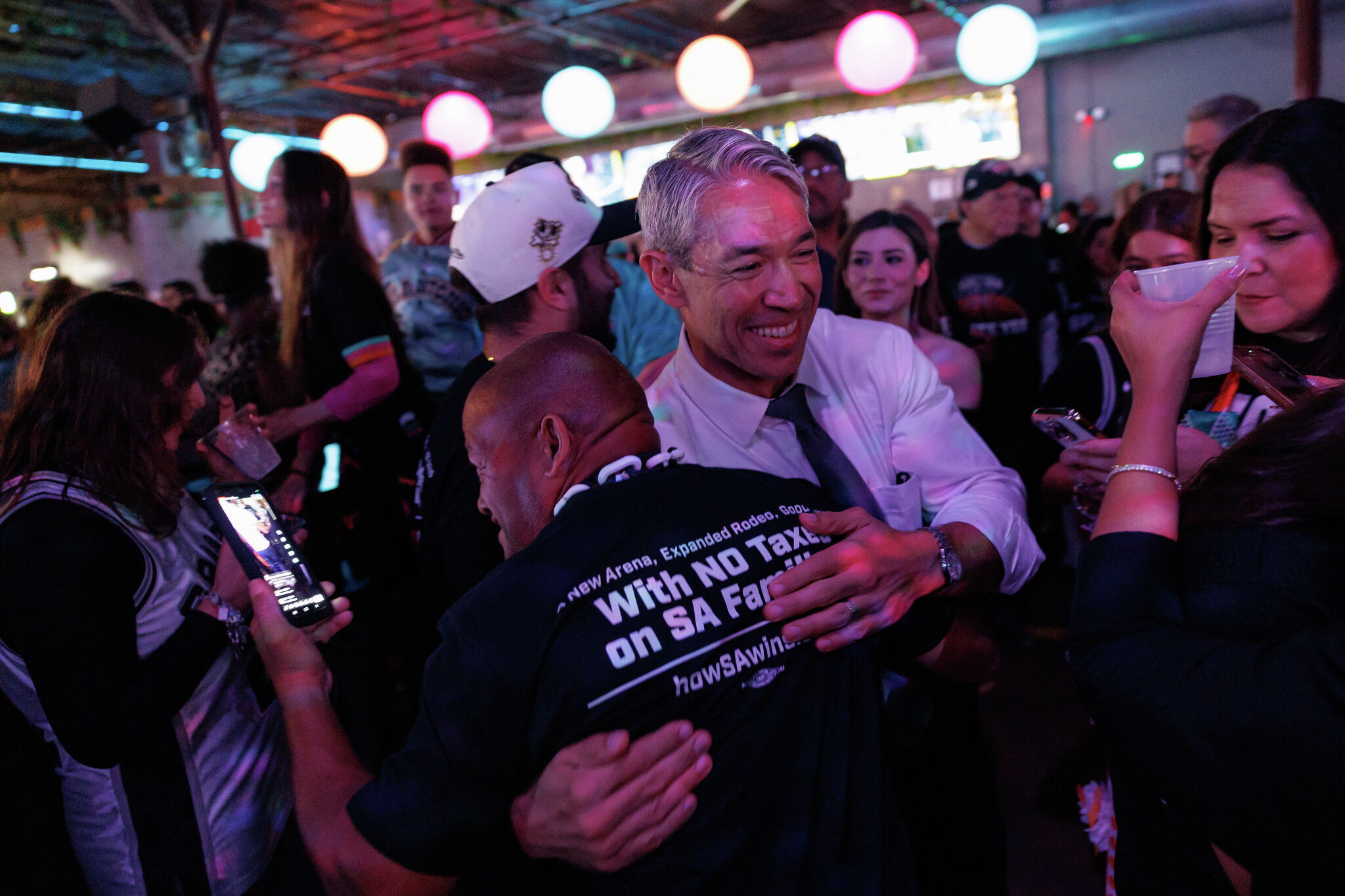 Former Mayor Ron Nirenberg hints at Bexar County judge bid