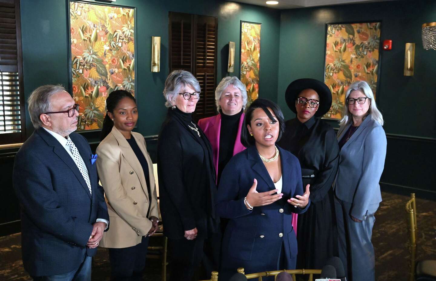 Albany elects Dorcey Applyrs, city's first Black mayor