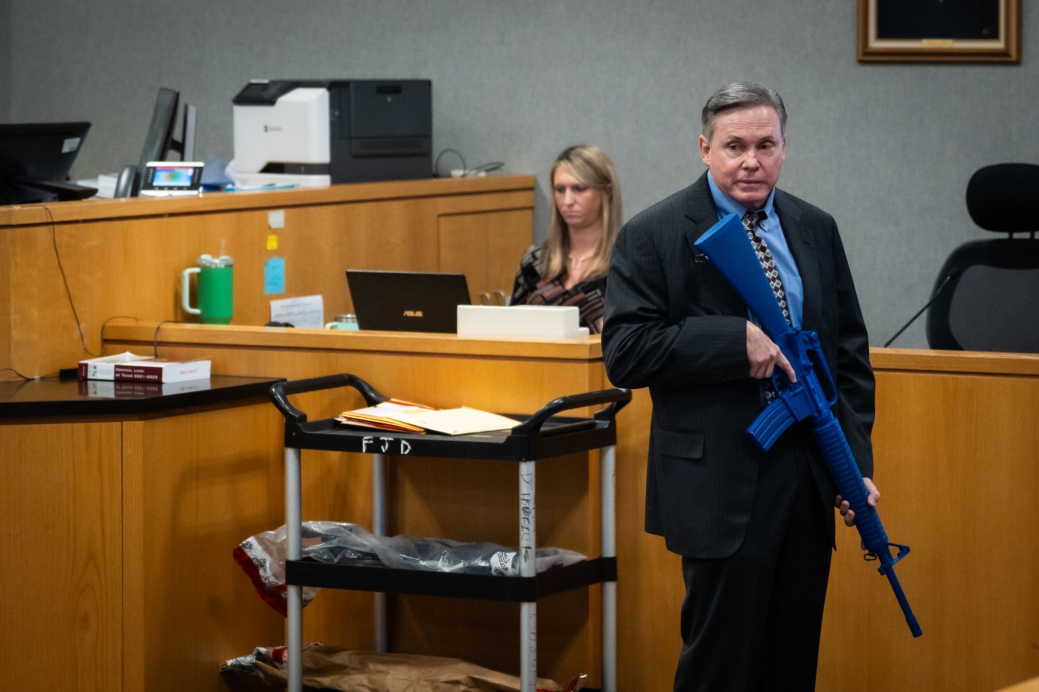 Austin officer Daniel Sanchez faces jury in deadly conduct trial