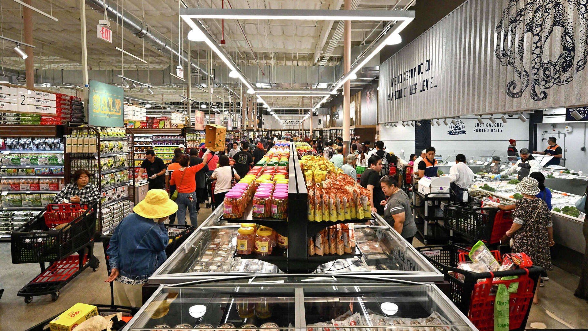 What is H Mart? The famed Korean grocer expanding in Texas