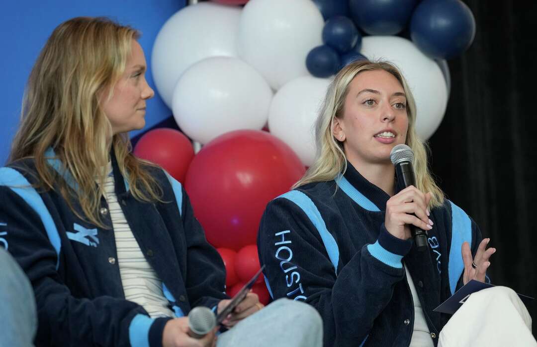 Houston Texans acquiring city's women's pro volleyball team