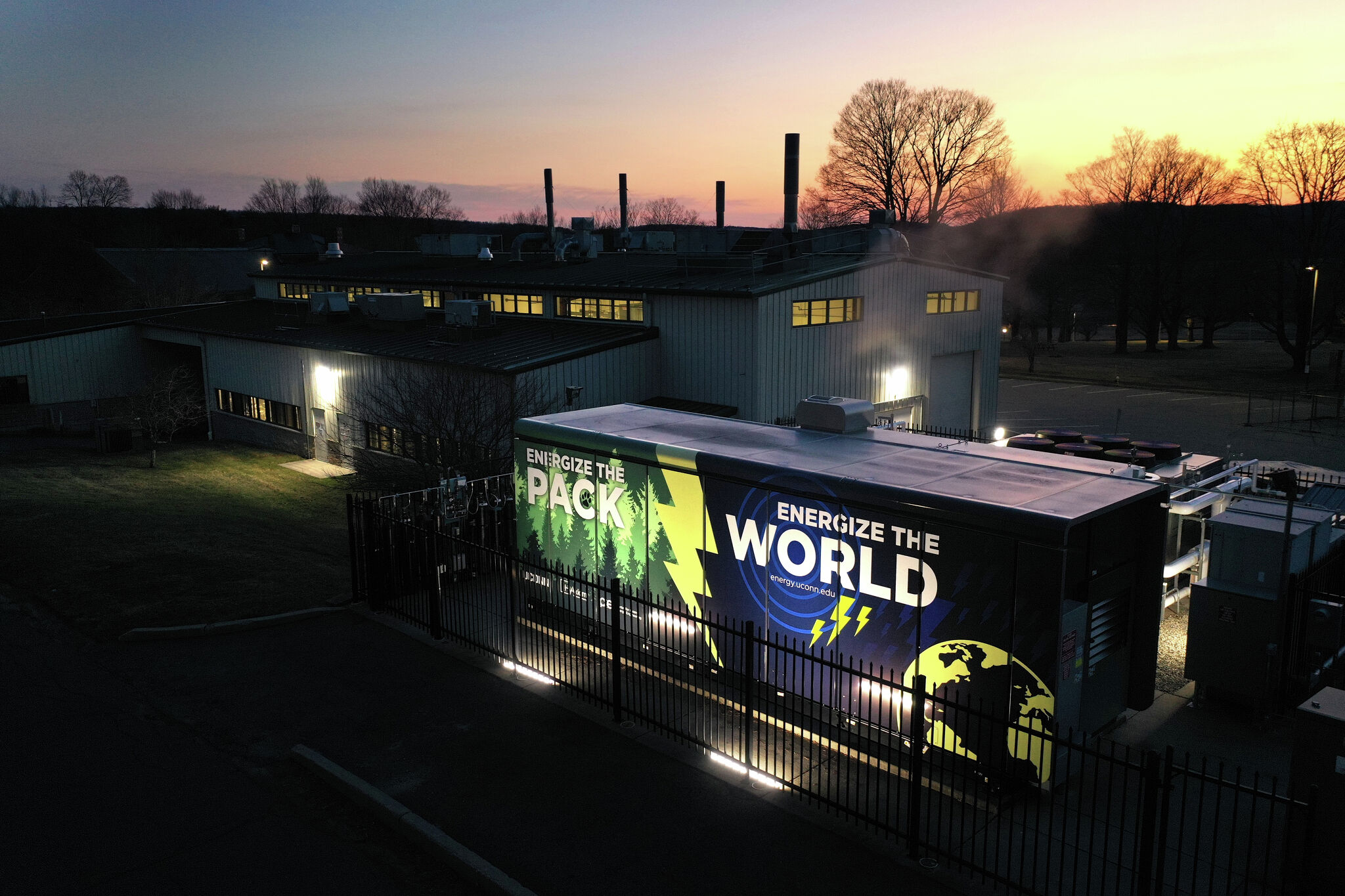 Why are Connecticut schools installing fuel cells?