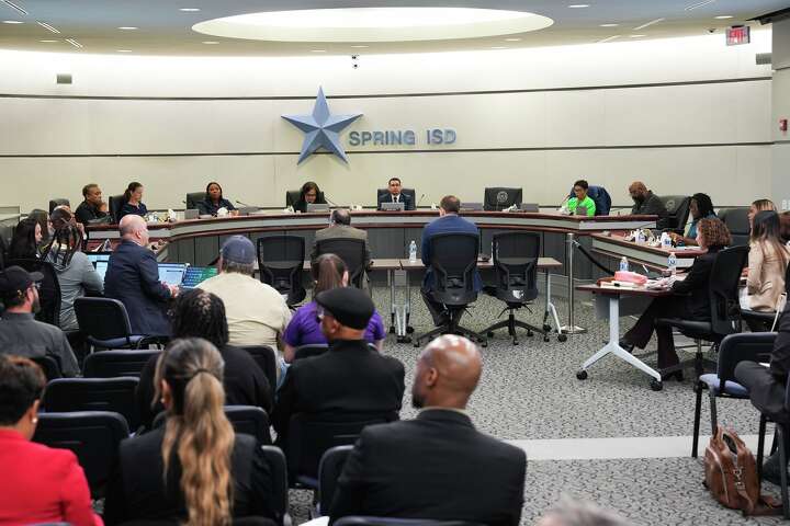 Spring ISD adds extra school days at two campuses to improve academics