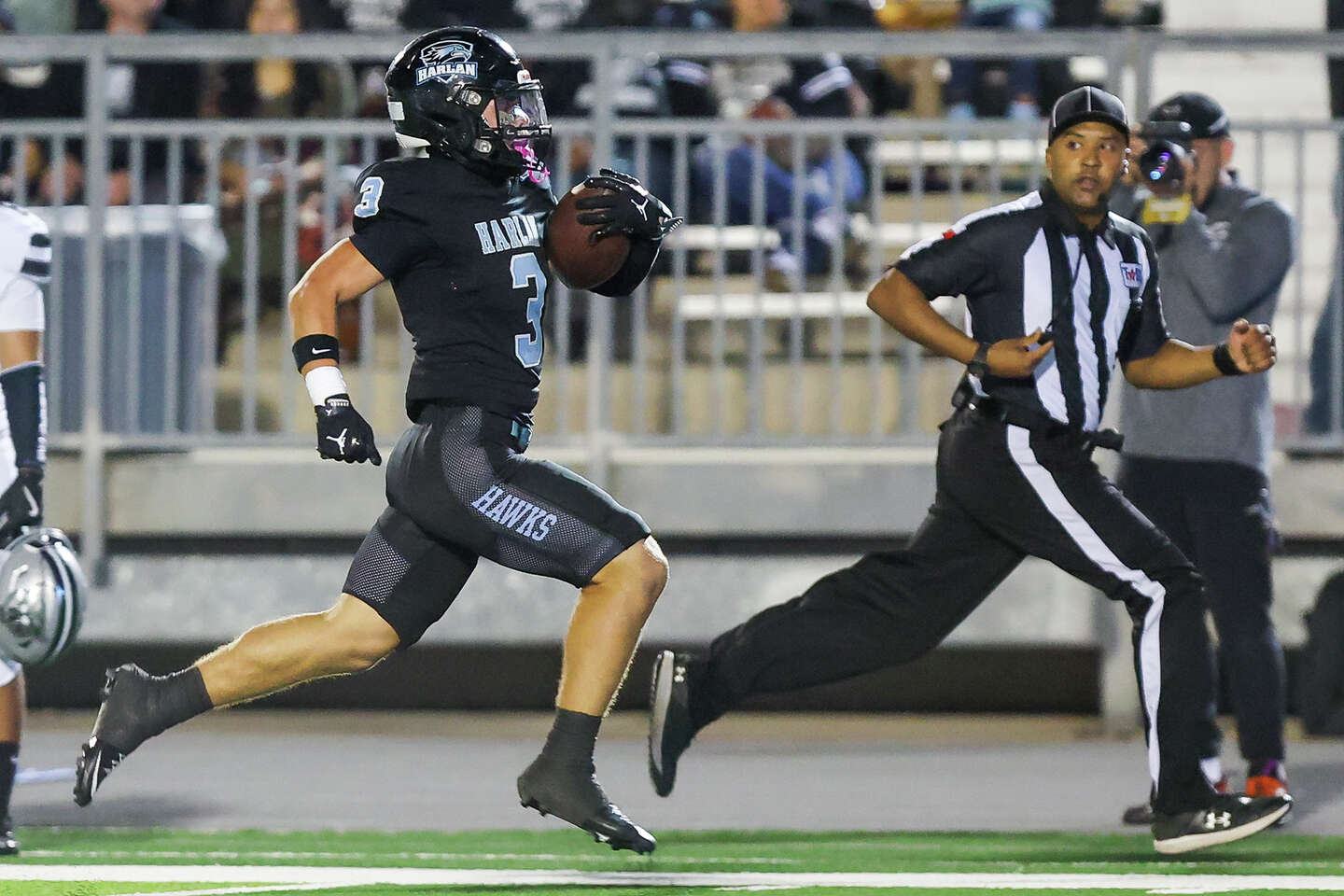 Football Playoff Preview: Smithson Valley ready for another long run