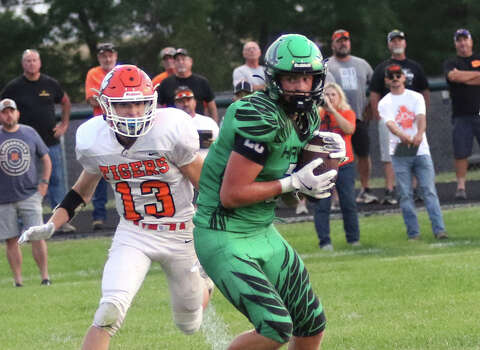 Carrollton ready to face its football 'clone' Dupo on 1A playoffs