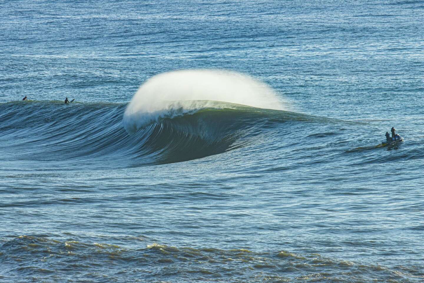 40-foot waves hit Mavericks on first big day of surfing season