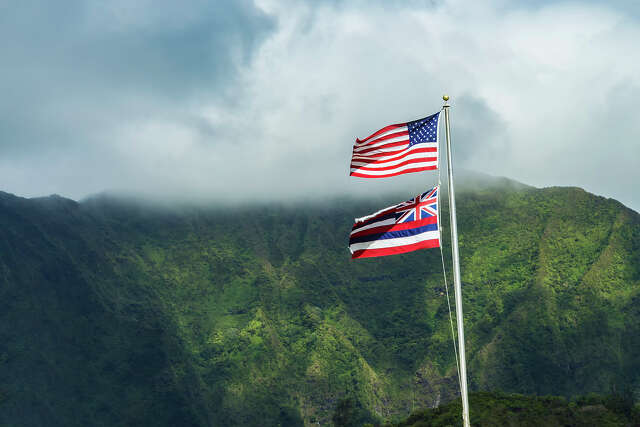 Hawaii homeowners association bans Hawaiian flags