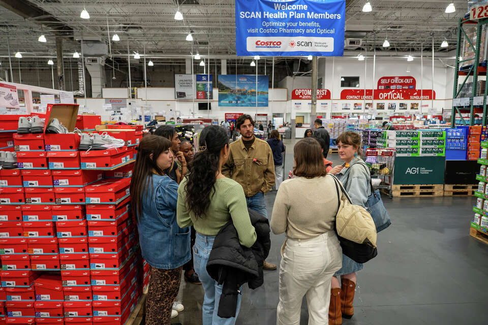 Costco Singles Night: 200 look for love in the aisles of SF store
