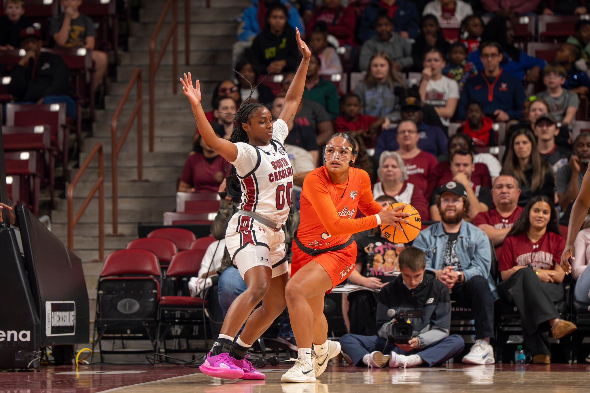 Edwards' 24 points lead No. 2 South Carolina to a 114-47 blowout of ...