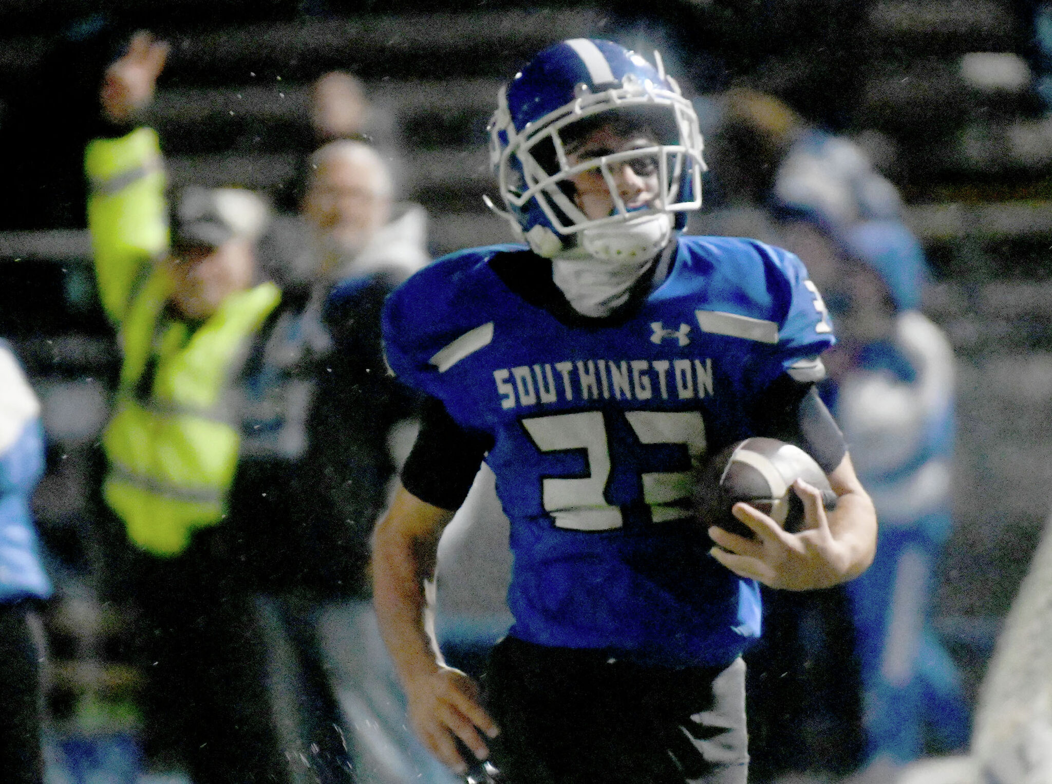 Southington football team rides Ben Beaulieu to CIAC Class LL final