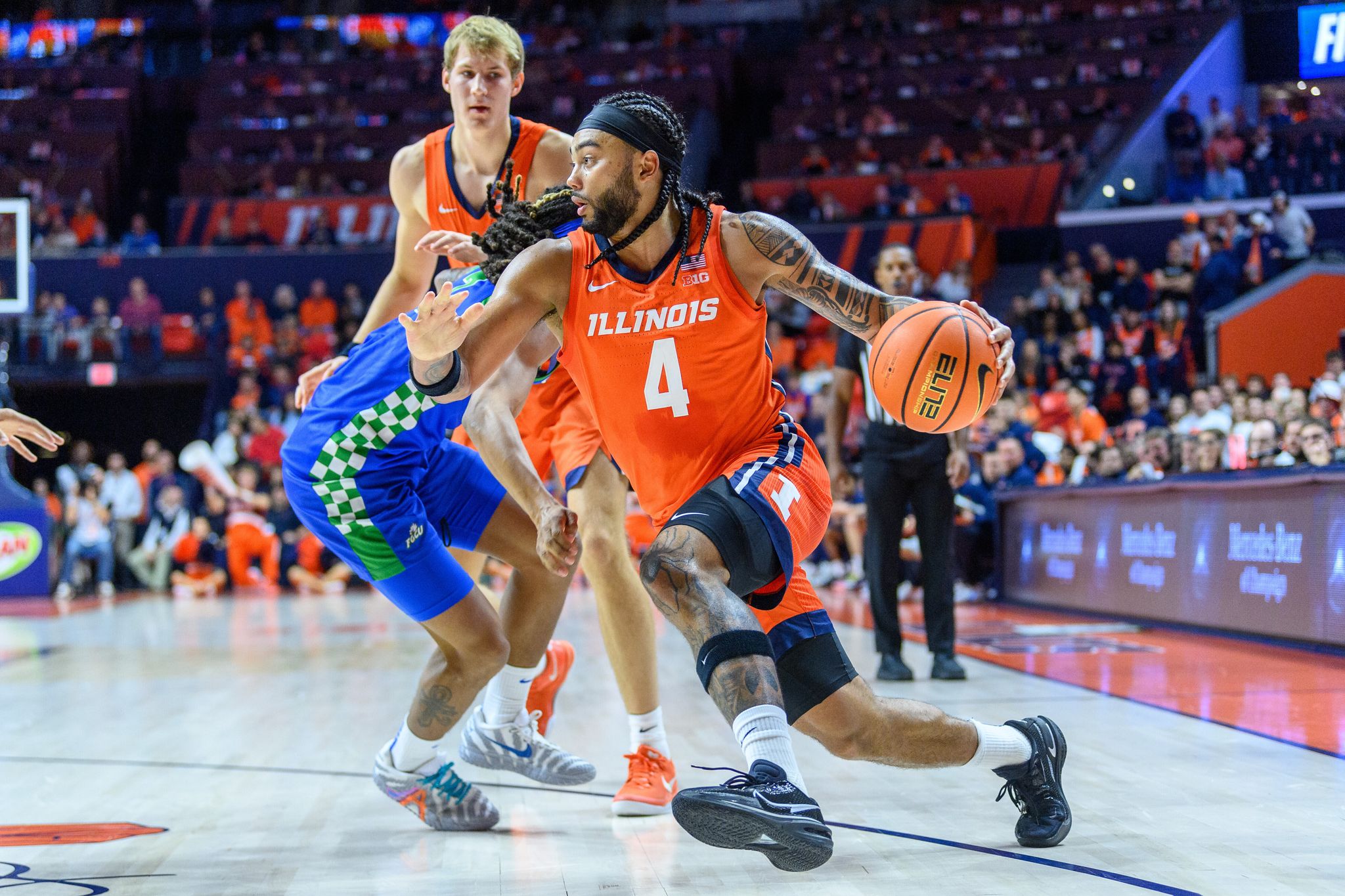 Kylan Boswell scores 31, No. 17 Illinois beats Florida Gulf Coast 113 ...