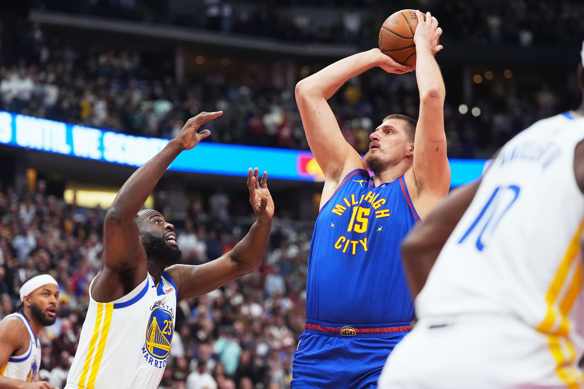 Warriors fall flat in Denver minus Steph Curry, losing NBA Cup opener