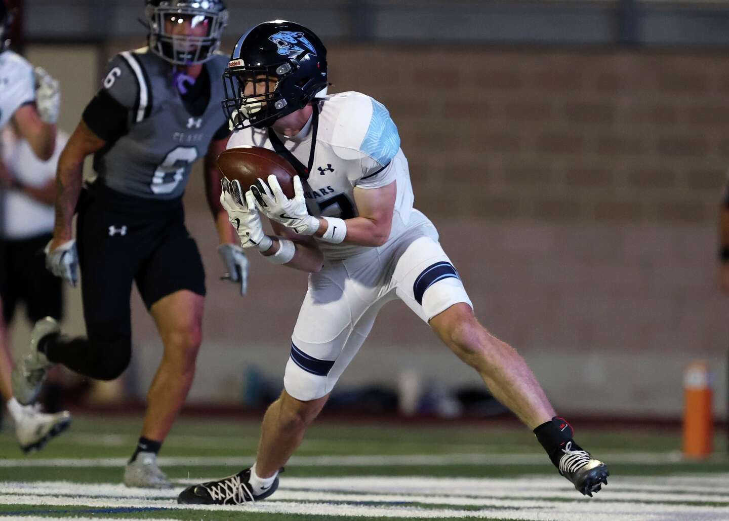 Johnson football wins back-to-back district titles for first time