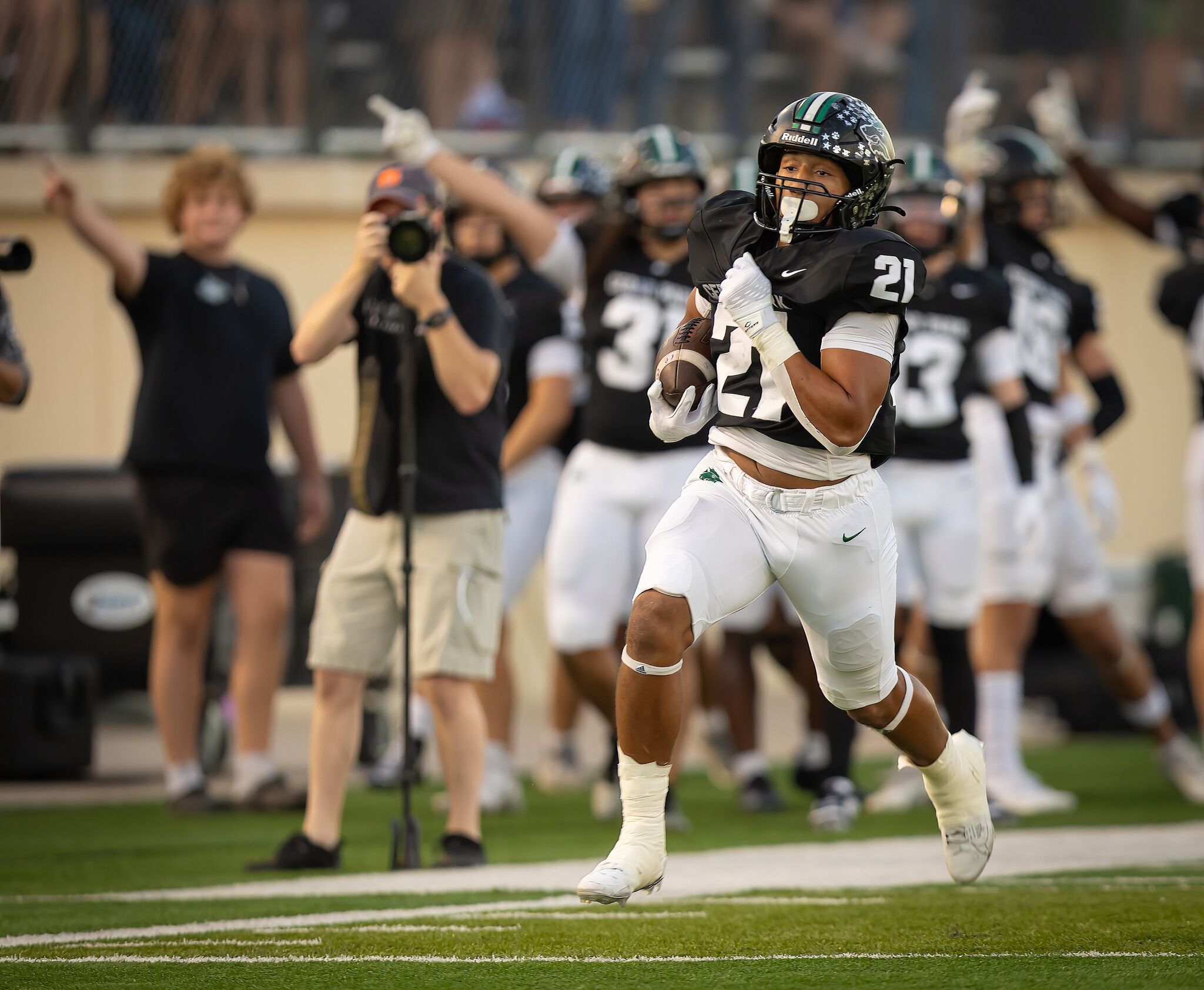 Cedar Park defeats Georgetown in battle for district title