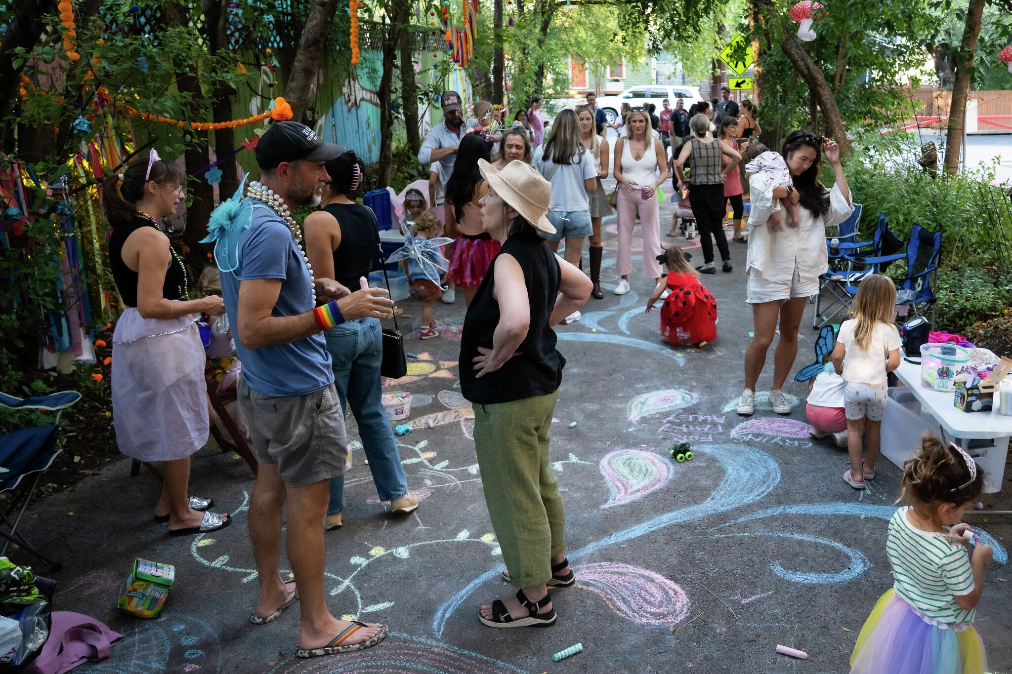 'Save Fairy Alley': Zilker neighbors fight to keep magical path alive