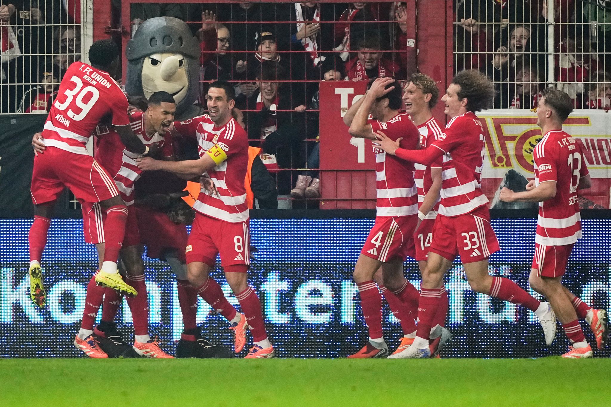 Union Berlin ends Bayern Munich's record 16-game winning streak with 2 ...