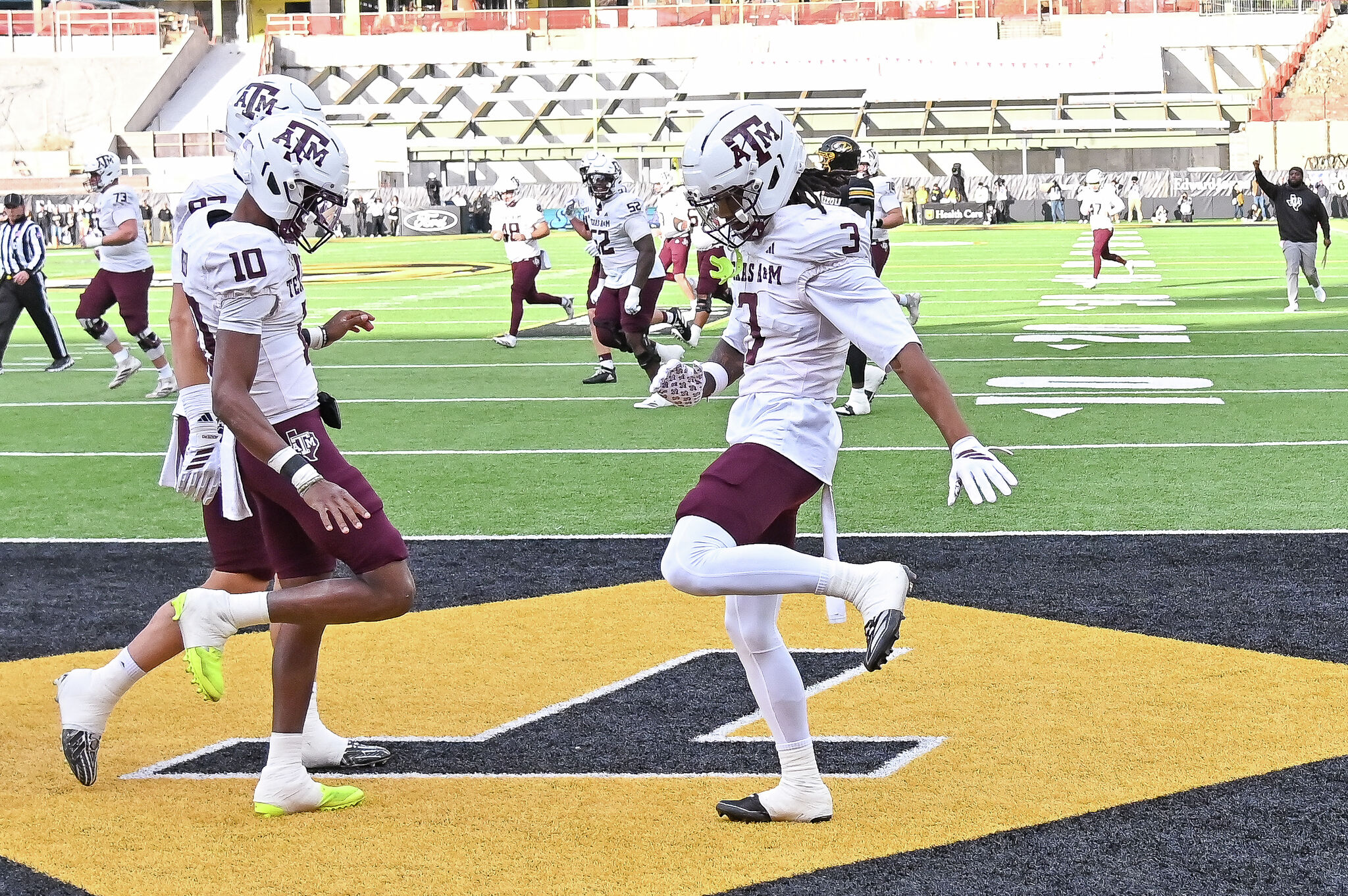 Texas A&M football vs Missouri reactions: Aggies fans celebrate win