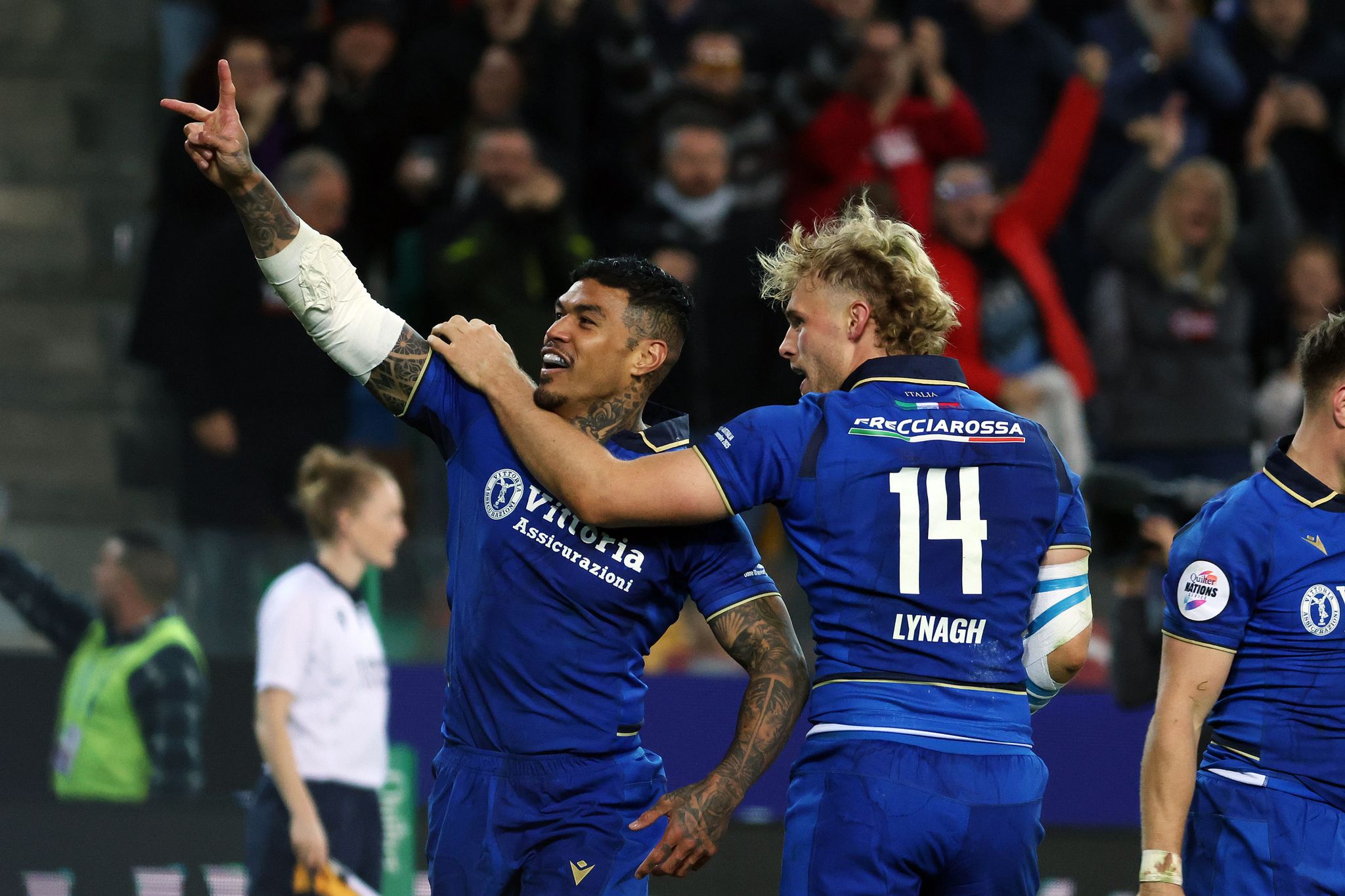 Nic Lynagh follows brother Tom to Queensland Reds, joining academy