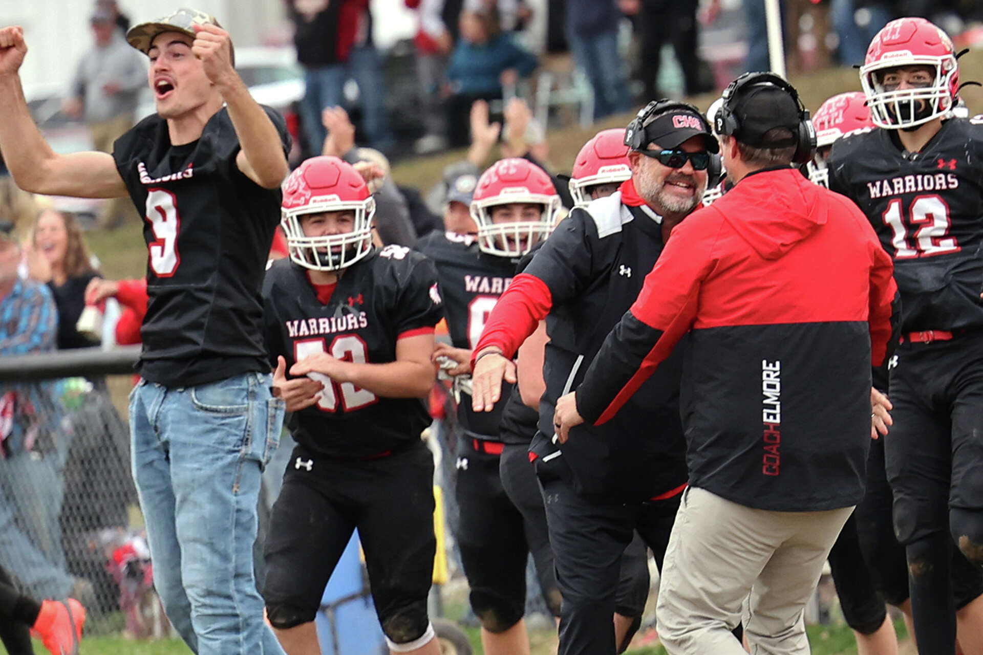 Illinois High School Football Playoff Scores from the Second Round