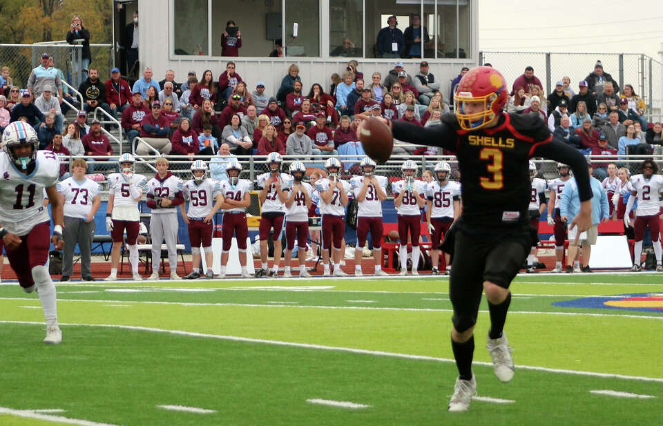 St. Joseph-Ogden tops Roxana, advances to 3A quarterfinals