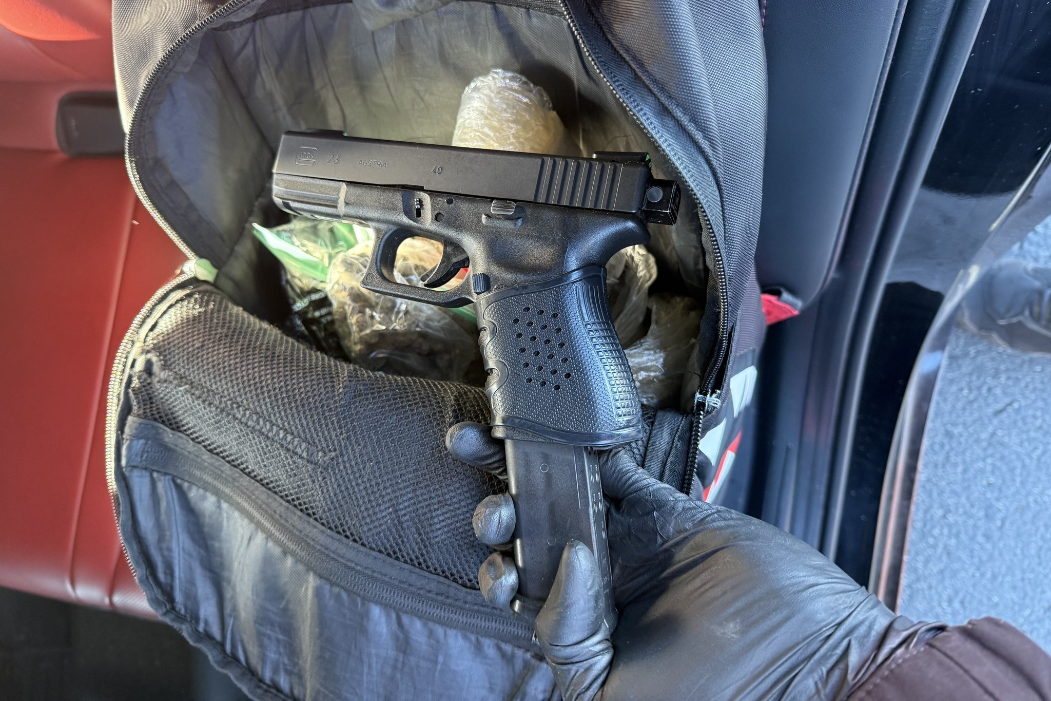Bay Area police: Man arrested after traffic stop yields gun, drugs
