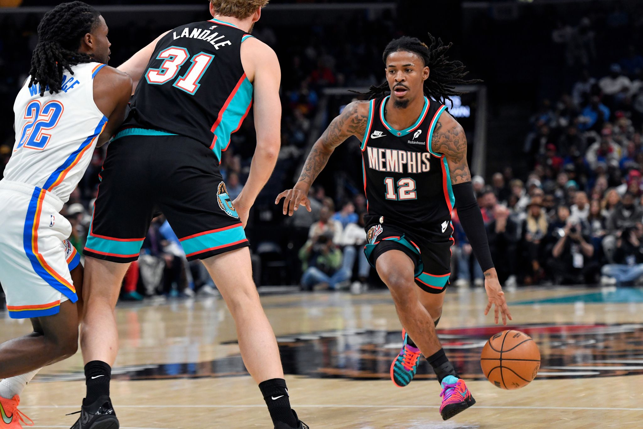 Gilgeous-Alexander scores 35 as Thunder rally in the 2nd half and beat ...