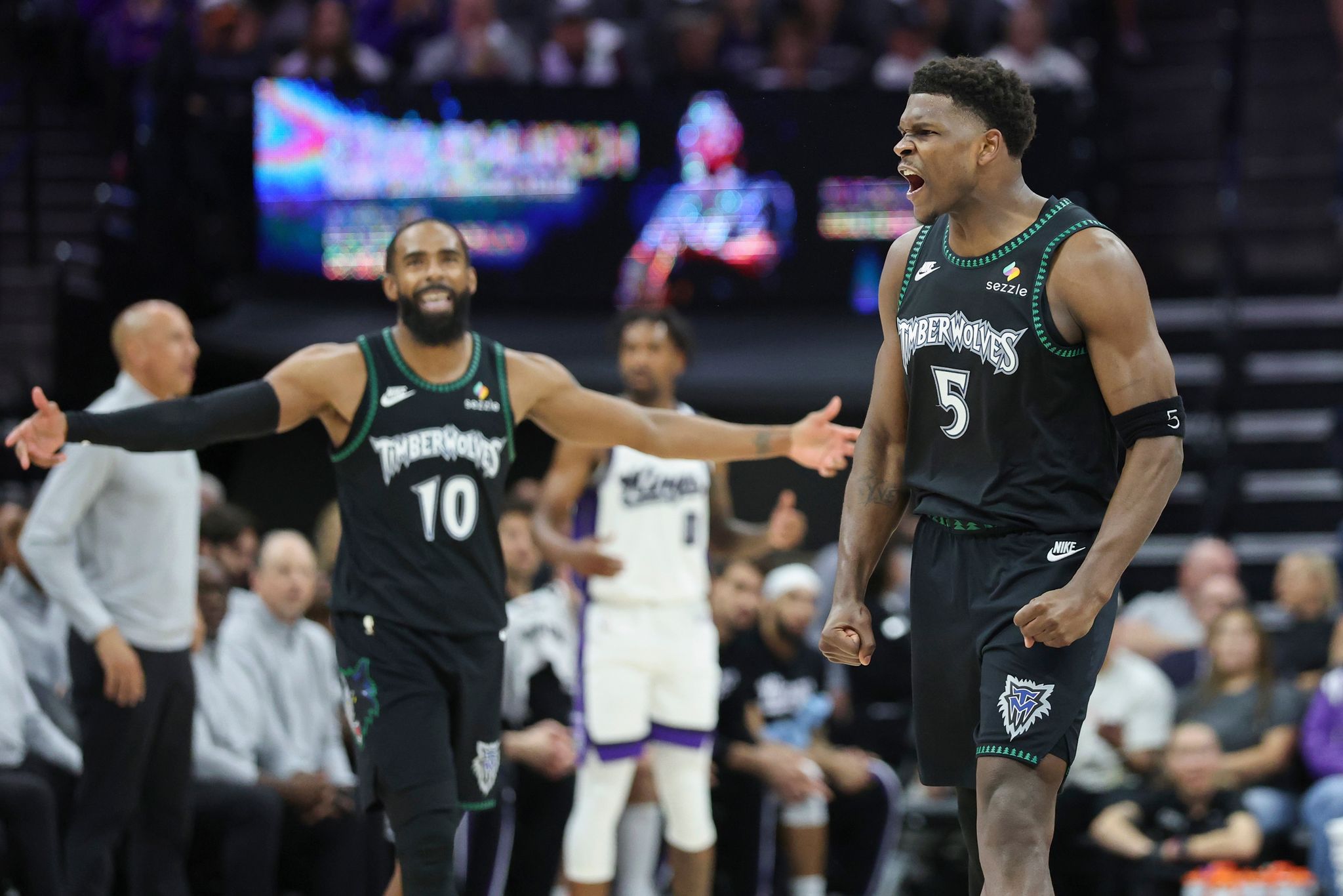 Edwards scores 26 points to lead the Timberwolves to a 144-117 win over ...