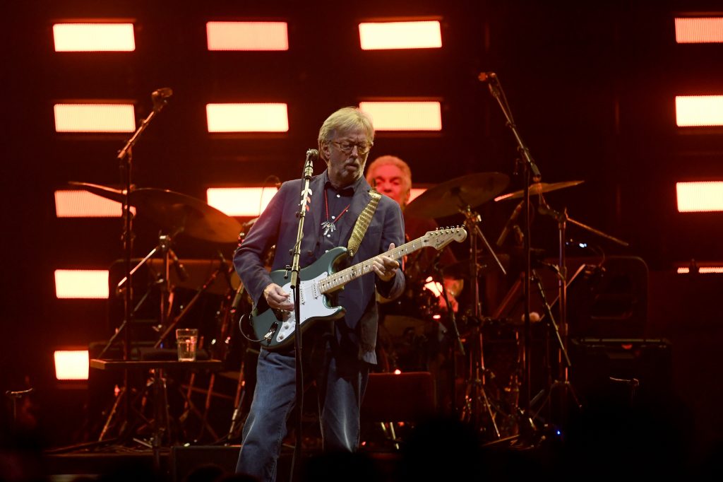 Review: Eric Clapton gets by with a little help from Carlos Santana at ...