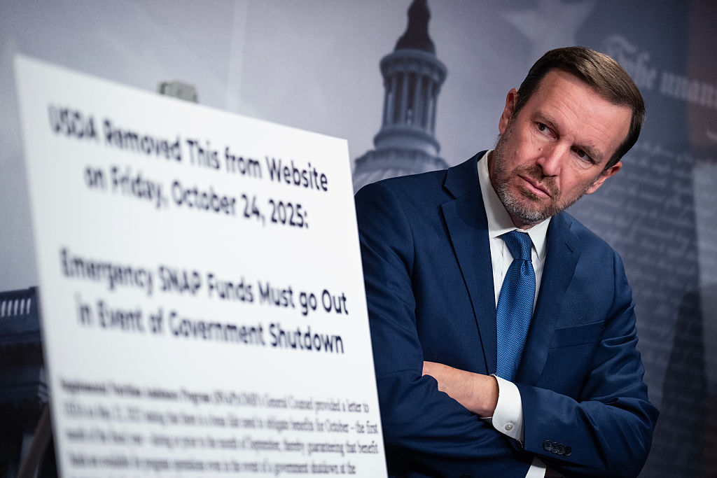 Why Connecticut's senators are voting against reopening the government