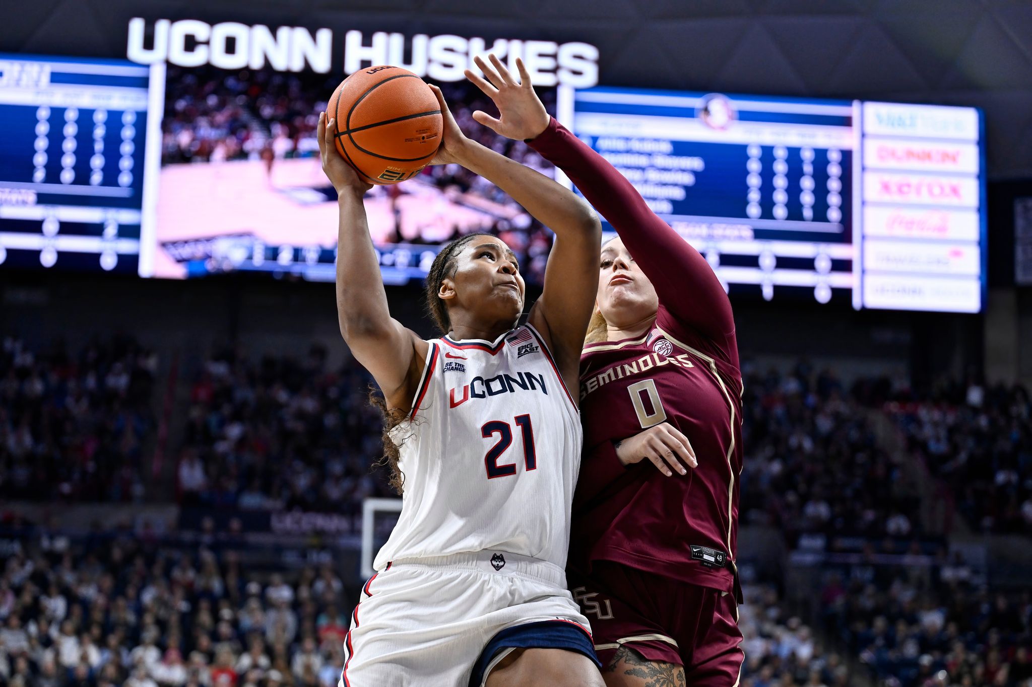 No. 1 UConn's Sarah Strong begins season as AP national player of the week