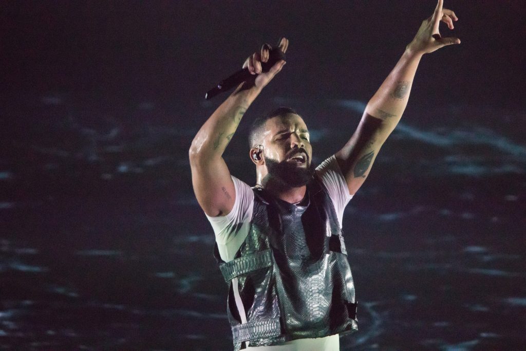 Drake's sting proves potent on 'Scorpion' tour with rap trio Migos