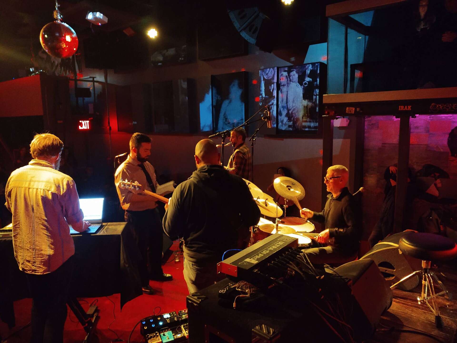 Bright Dog Red brings improv jazz style to new studio album