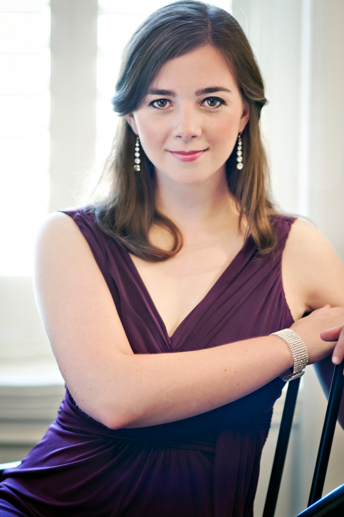Review: In a vibrant solo recital, Sarah Shafer comes into her own