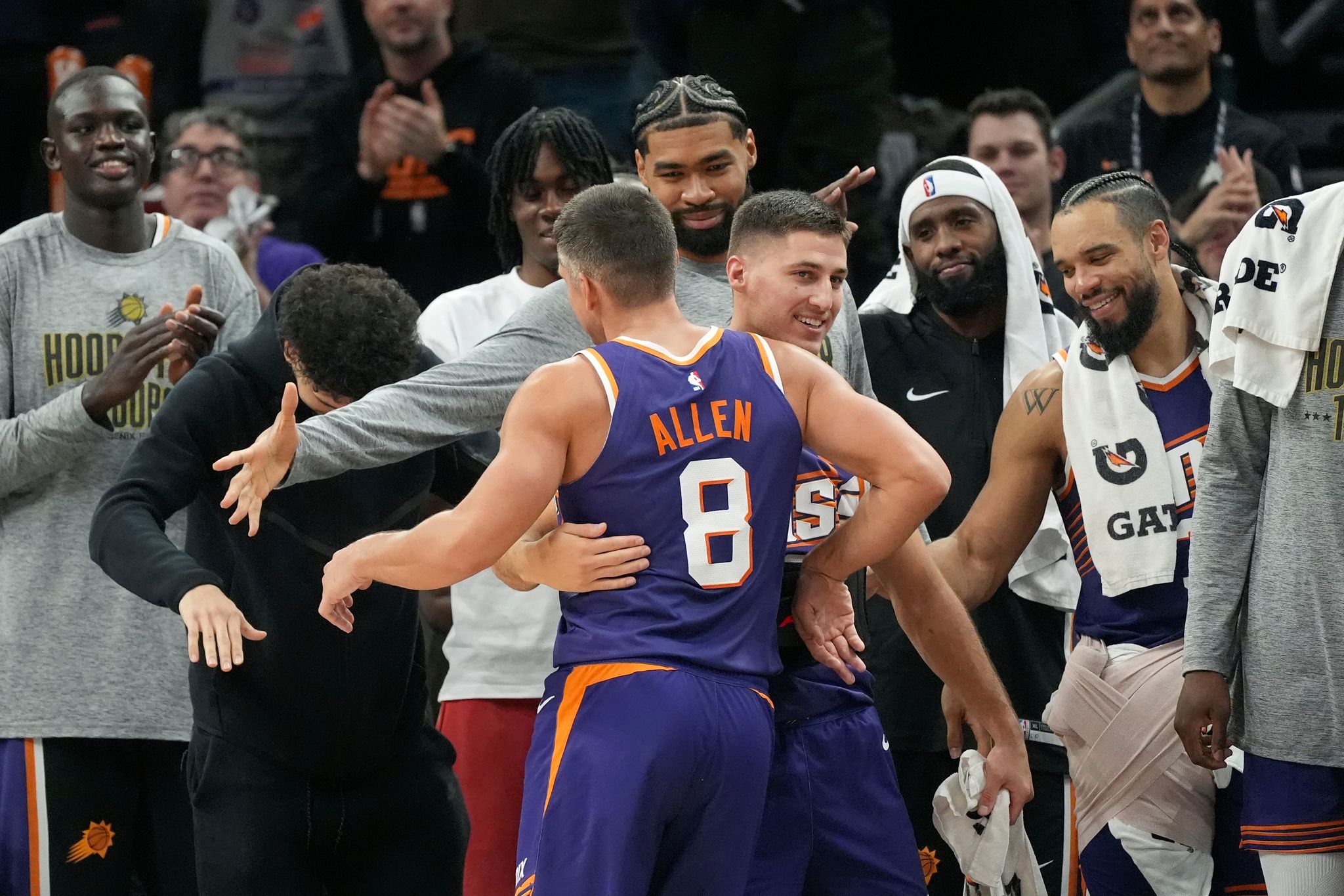Grayson Allen makes Suns-record 10 3-pointers, scores 42 points in 121-98 victory over Pelicans