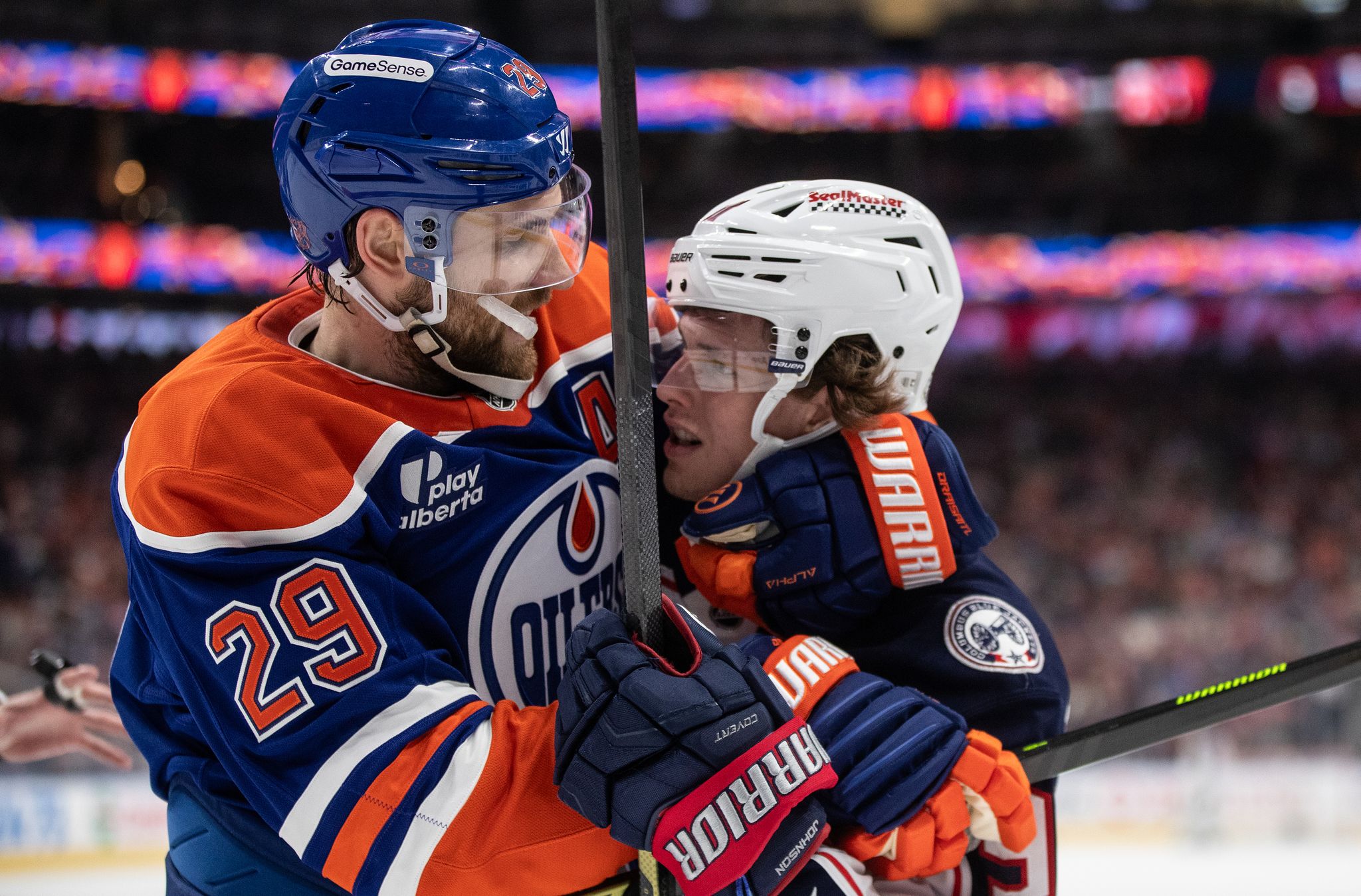 Roslovic caps Oilers’ late comeback with OT winner against Blue Jackets