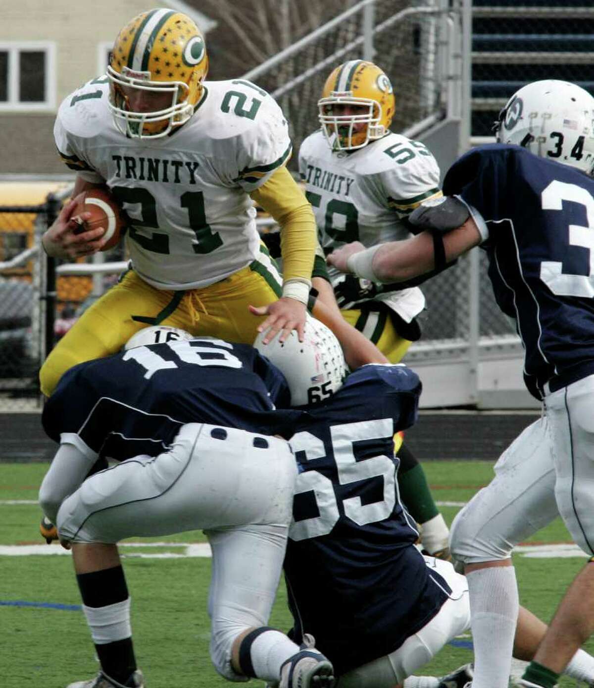 Wilton cruises past Trinity Catholic