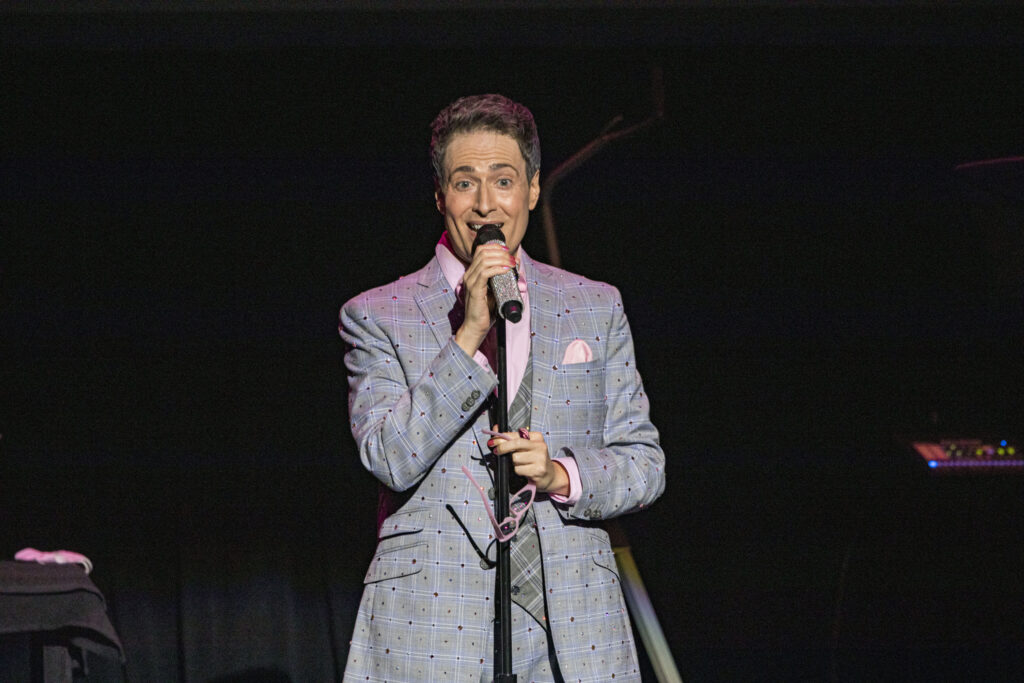 Randy Rainbow brings color to the Masonic