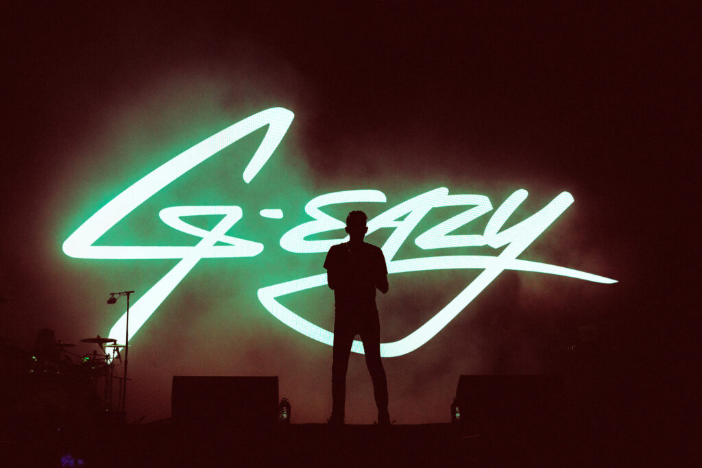 g eazy logo