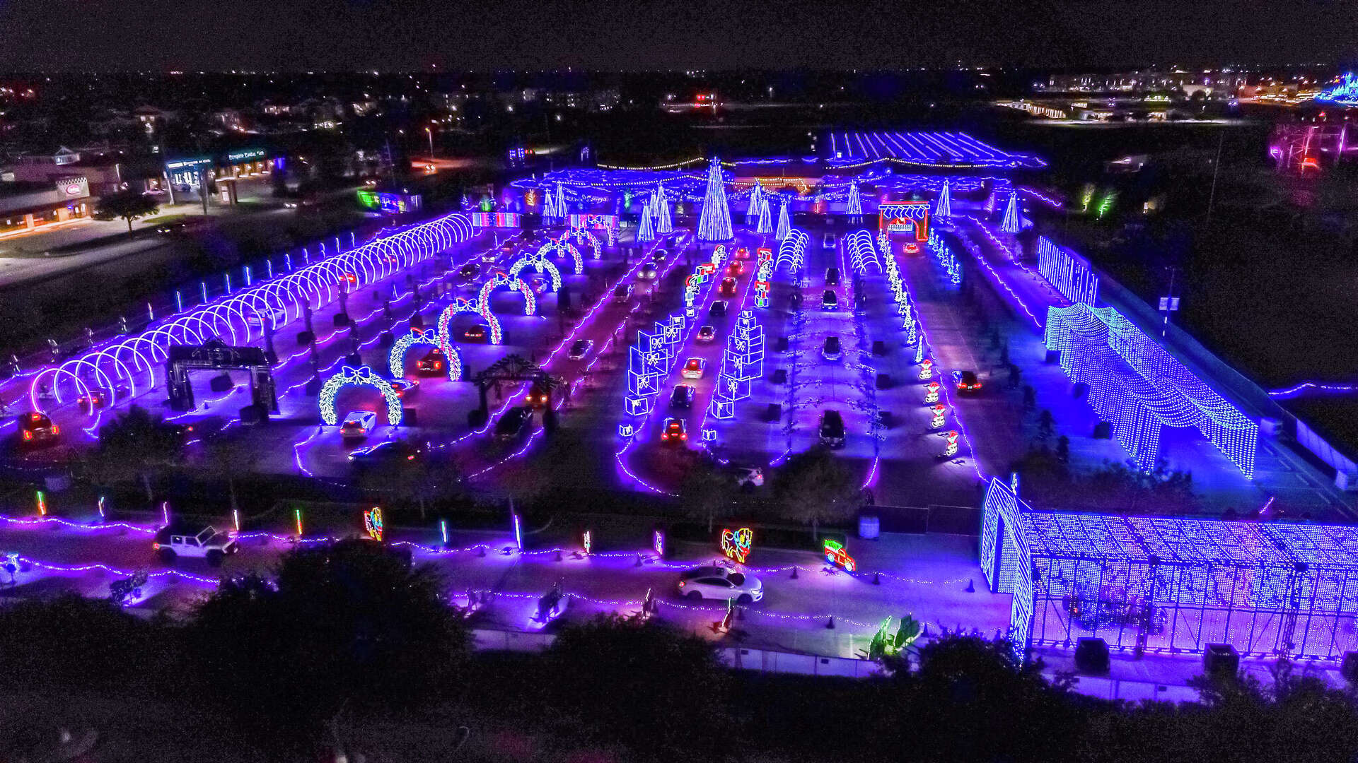 First-ever colossal holiday light show to dazzle San Antonio