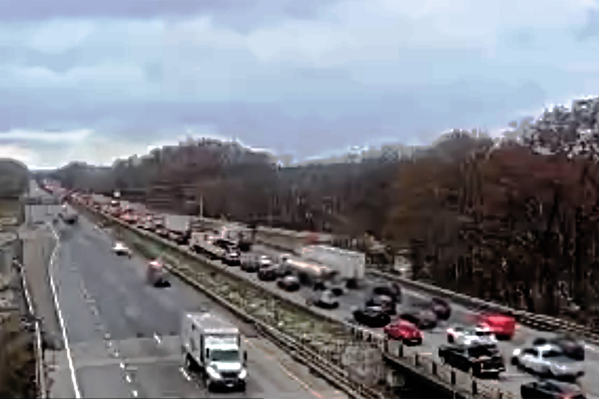 I-87 crash near Exit 10 snarls traffic ahead of evening commute