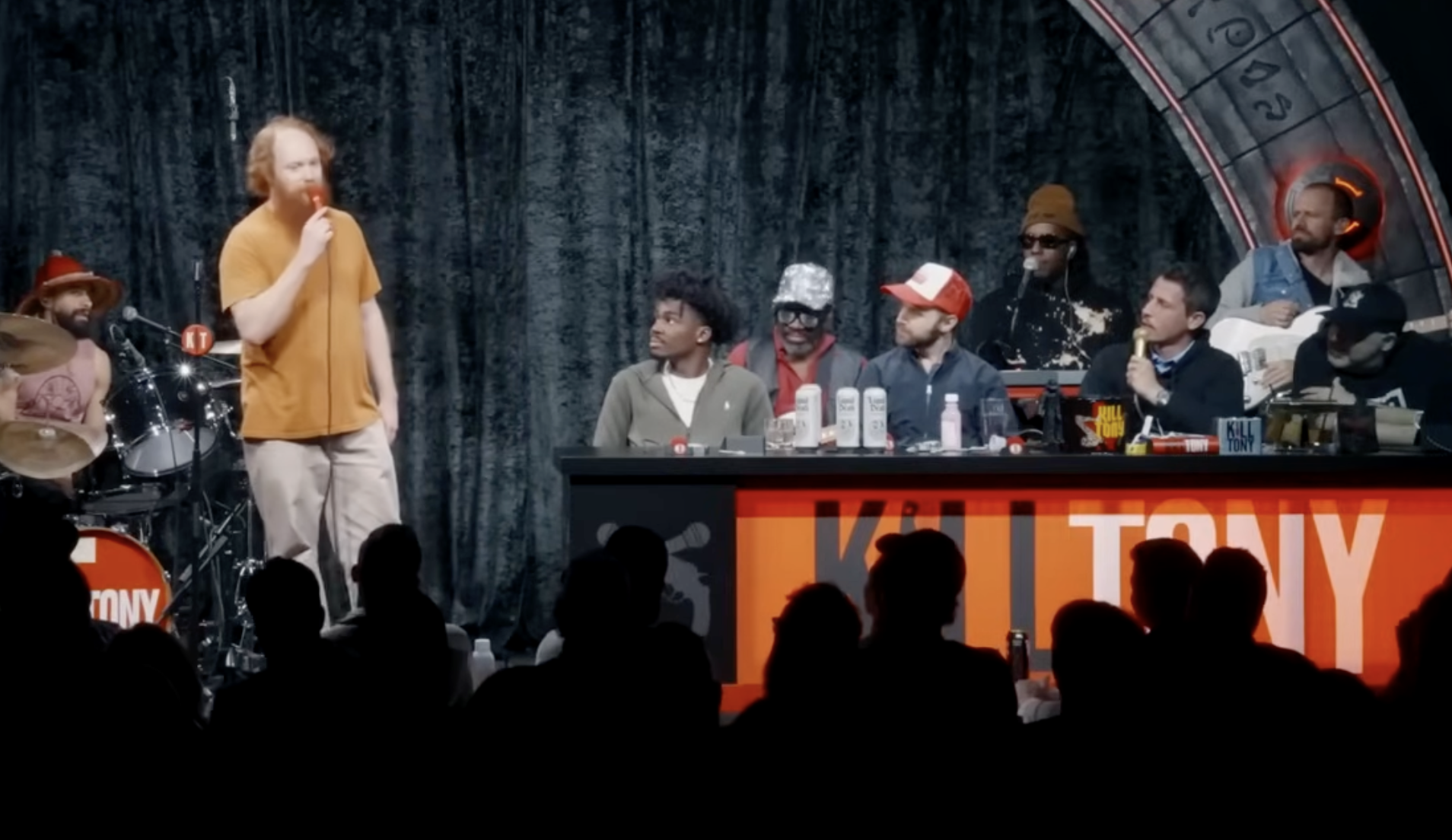 'Kill Tony' regular booed off Austin comedy stage, screams at crowd