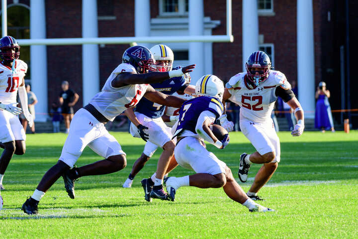 Inside the unbeaten Avon Old Farms football program